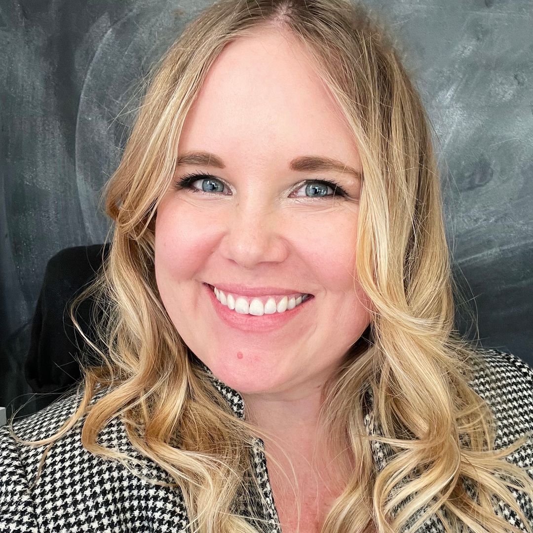 Lauren MacLeod - Aevitas Creative Management